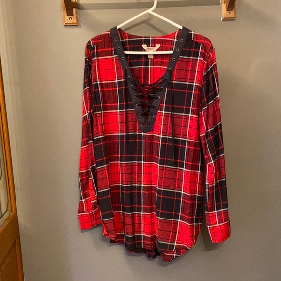 Arizona Jean Company | Tops | Deep V Red Flannel | Poshmark